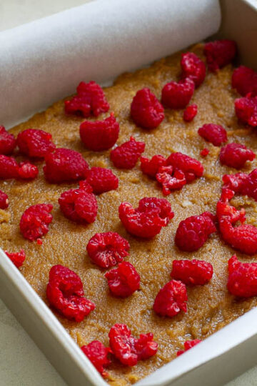 Raspberry Pistachio Cake Bars (Easy & Moist) - Plates by Nat