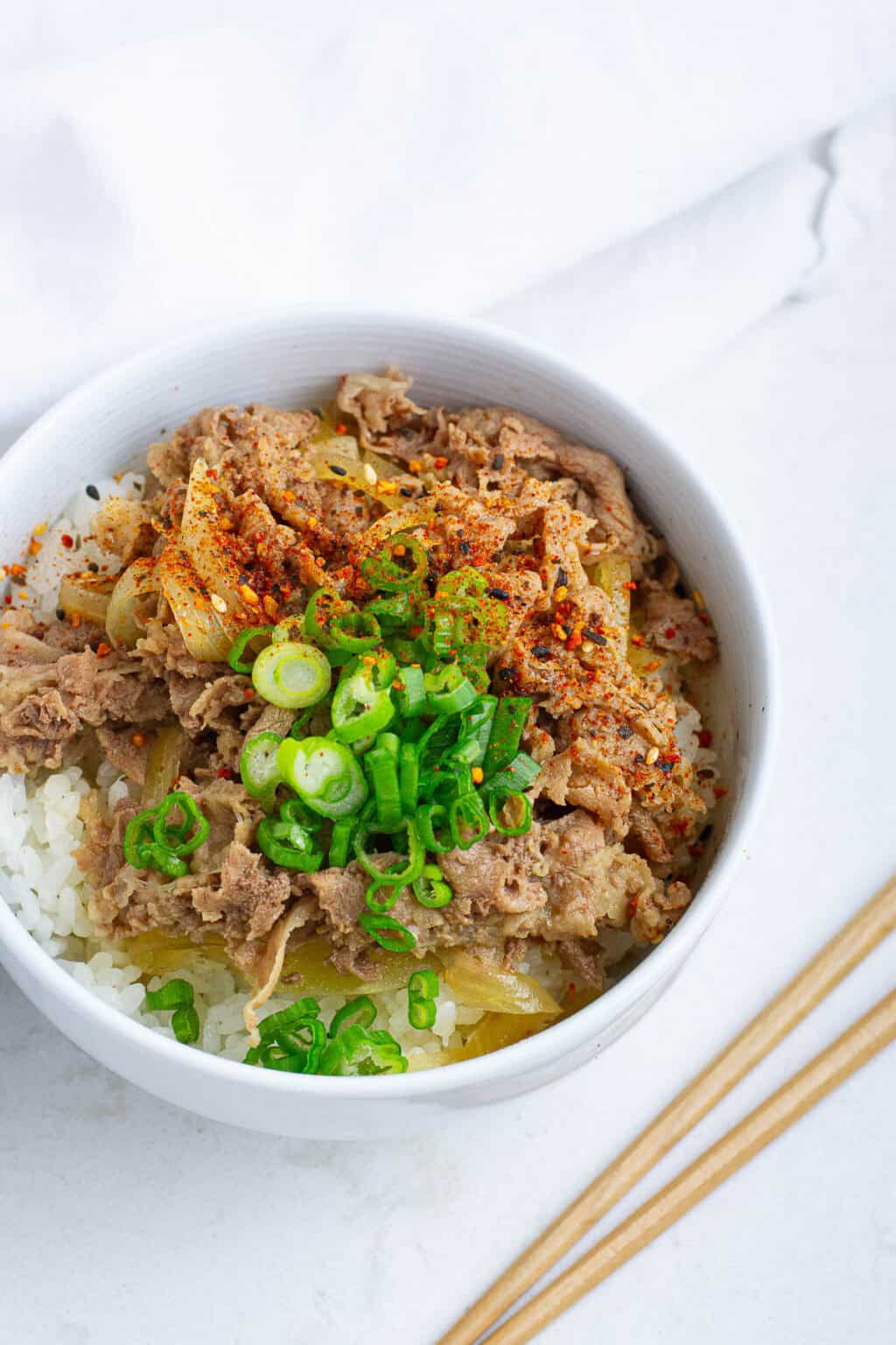 Japanese Beef Donburi (Gyudon) - Plates by Nat